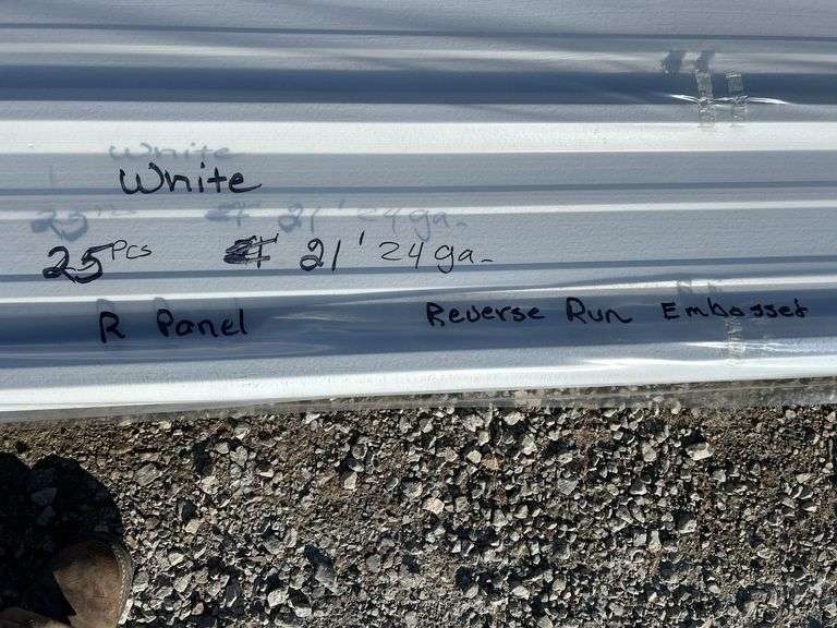 25pcs. Of White 21ft 24ga R Panel reverse run embossed roofing metal ...