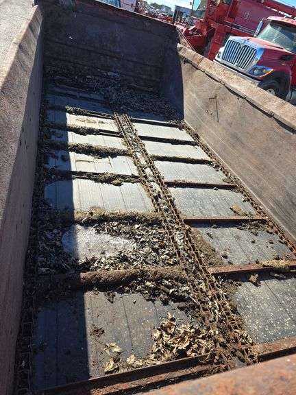 New Holland 195 Manure Spreader, Apron Chain 2 years old, Slop Gate ...