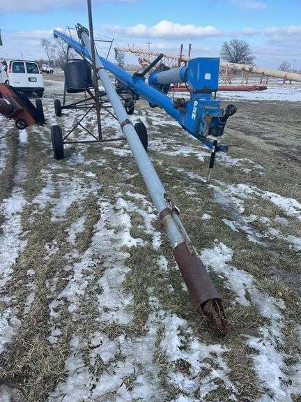 6X27 Mayrath Unloading Auger, Gas Engine - Schmid Auction
