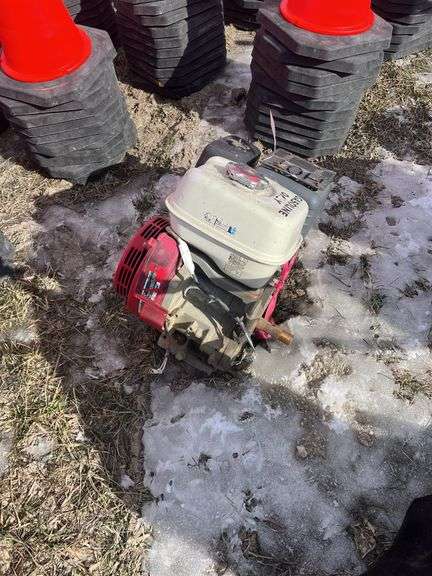 Honda 440 gas Engine - Schmid Auction