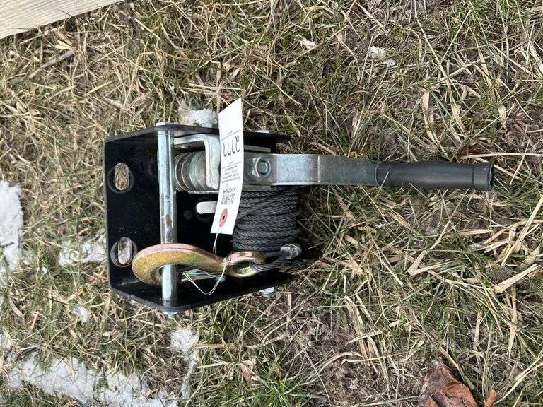 Hand Crank winch - Schmid Auction