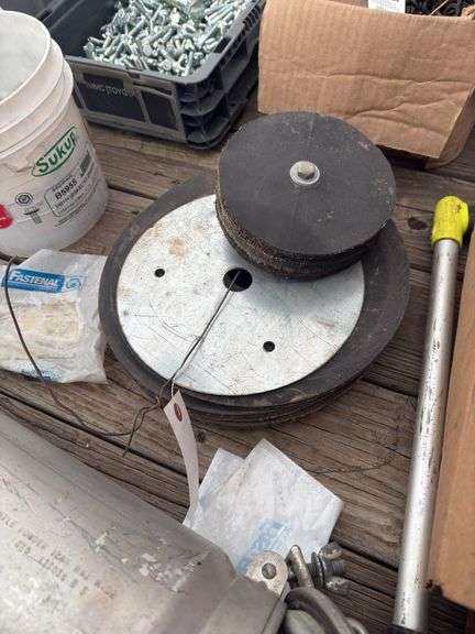 Rubber Circles - Schmid Auction