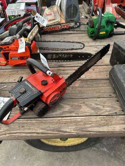 Homelite Super E-Z chainsaw - Schmid Auction