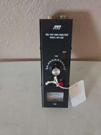 MFJ-VHF SWR Analyzer Model MFJ-208 - Schmid Auction