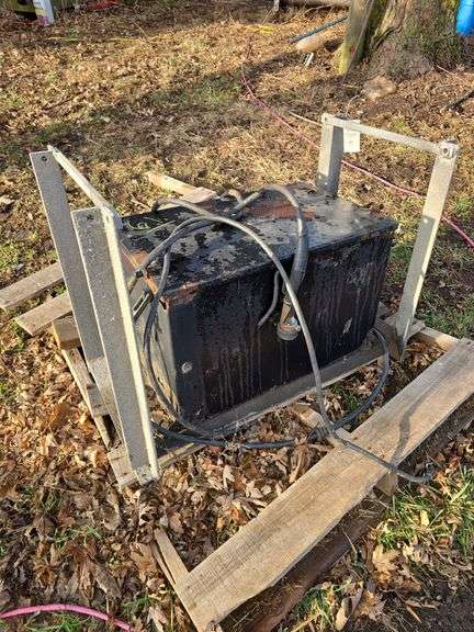 Hews hyd lift gate pump - Schmid Auction
