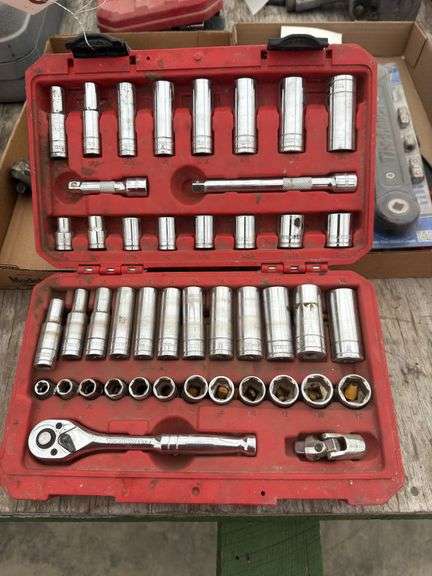 Tekton 3/8" drive ratchet set - Schmid Auction