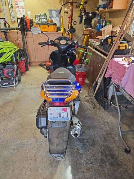 2004 Madami scooter w/title 50cc runs and drives 6,268 miles ...