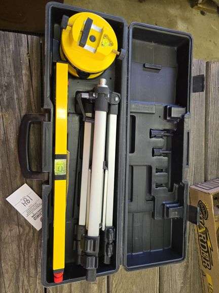 Professional laser level with tripod & carrying case - Schmid Auction