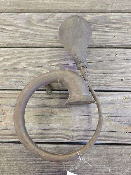 Rubber squeeze bulb horn - Schmid Auction
