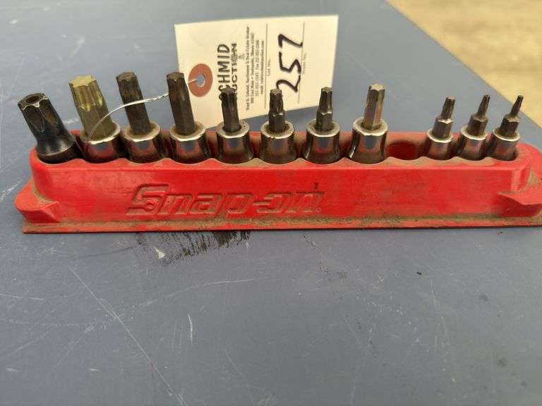 Snap on 3/8" drive torx head socket with Snap-On magnetic holder ...