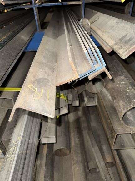 7 pcs of angle iron - Schmid Auction