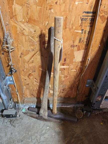 2 vintage railroad pick and spike driver. - Schmid Auction