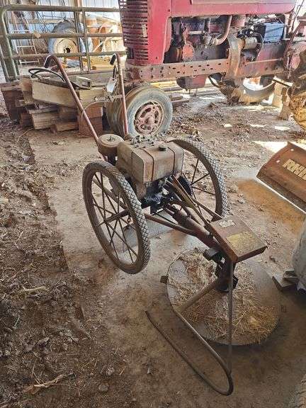 Fence Row Mower - Schmid Auction