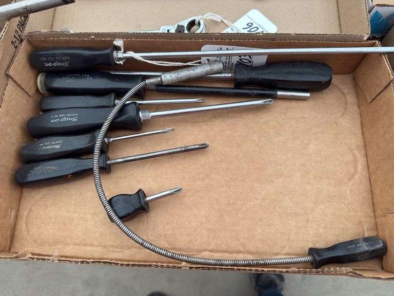 Snap-on Phillips screwdrivers, blue point magnet - Schmid Auction