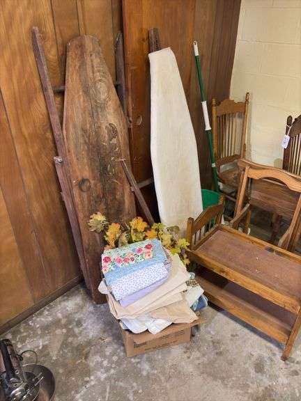 Play crip, material, chairs, iron board, mop, misc. - Schmid Auction