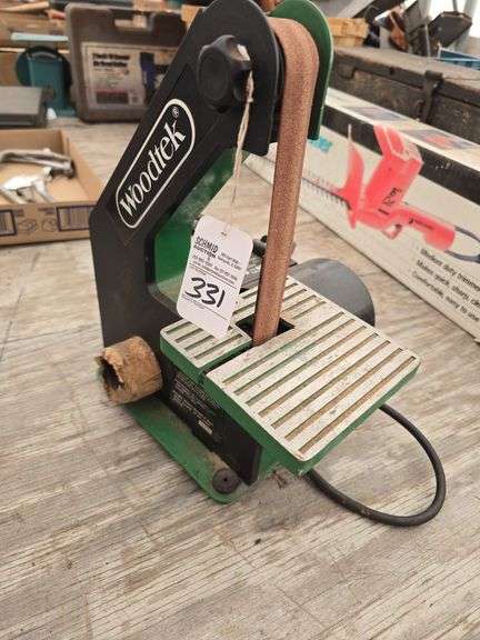 Woodtek 1" belt sander - Schmid Auction