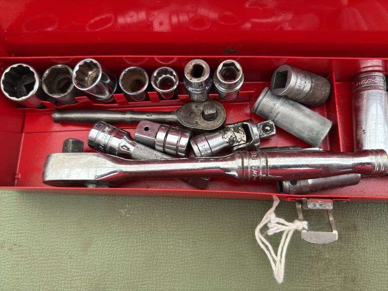 Snap-on 3/8" and 1/4" ratchets, adapters, standard, sockets, and ...