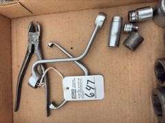 Snap-on cutters, 3/4" drive standard sockets, misc. sockets, snap-on angled wrenches standard ...