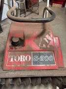 Toro S-200 Gas Snow Blower, pull start. - Schmid Auction