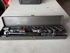 Duralast 1/2'' Drive Socket Set and rachet, extensions and swivels. - Schmid Auction