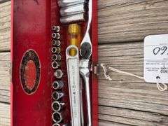 Husky socket set, 3/8" and 1/4" drive, standard sockets - Schmid Auction