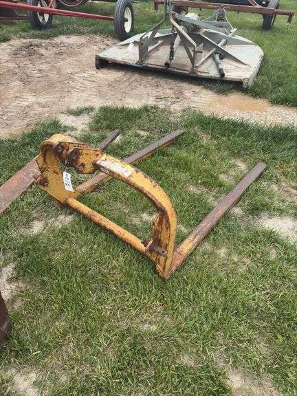 3pt hay forks - Schmid Auction