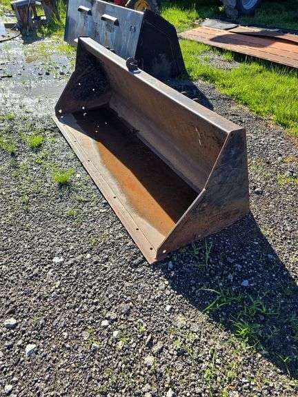 6ft loader bucket - Schmid Auction