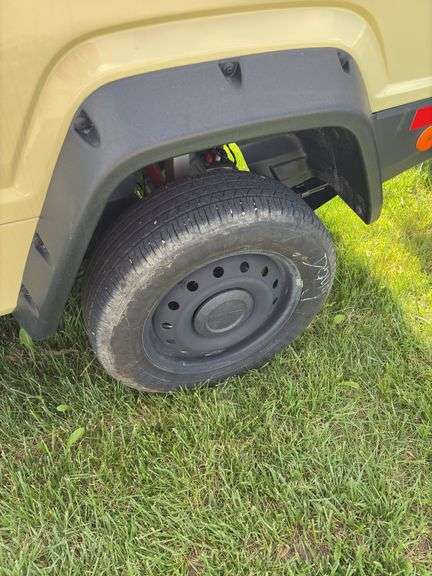 New pickman electric mini-truck/golf cart, 4 door, 4x4 XR, all weather ...