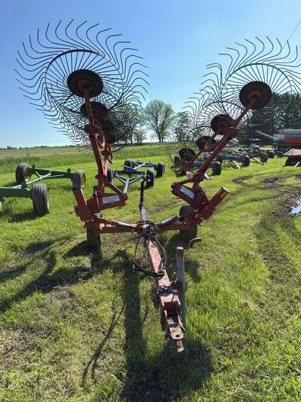Rhino Double 4 Hay Rake - Schmid Auction