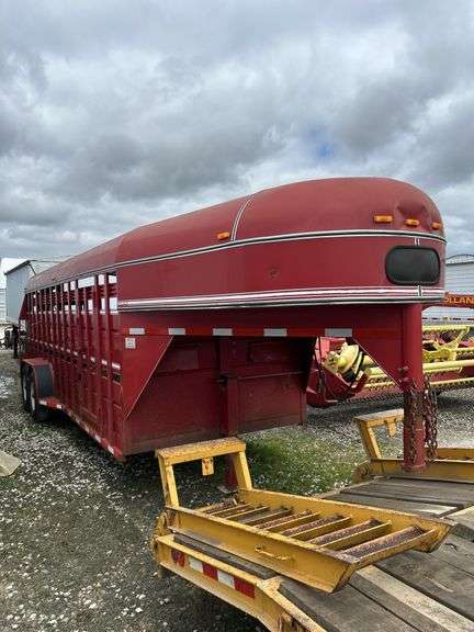 1994 Corn Pro Gooseneck 20' livestock trailer wood floor 1 owner vin ...