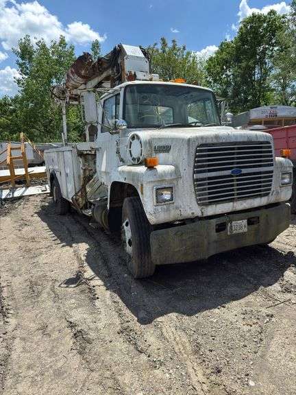 1987 L8000 Ford Digger Dare, non-runner, IFDPR82A4HVA34154 - Schmid Auction
