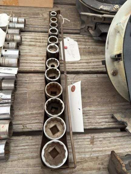 Set of USA 1/2" sockets - Schmid Auction