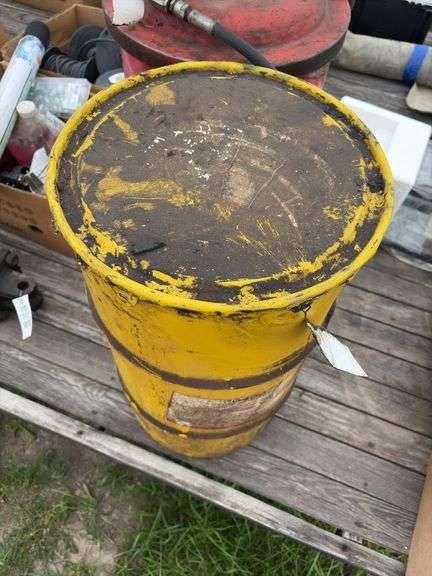 30 Gallon Shell HD Grease - Schmid Auction