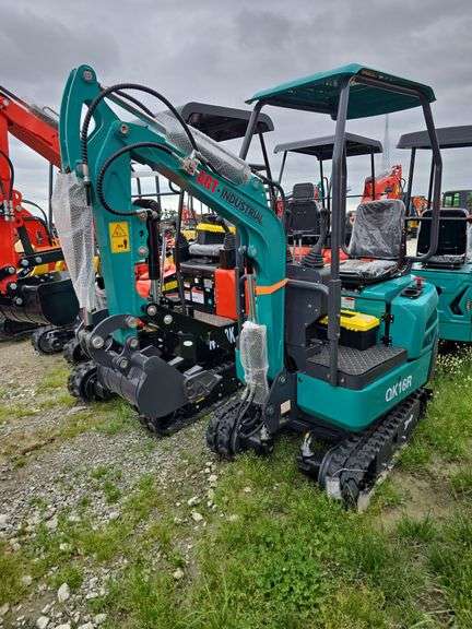 New 2024 AGT QK16R mini excavator, RATO 15HP Bkt ,Hydraulic Thumb ...