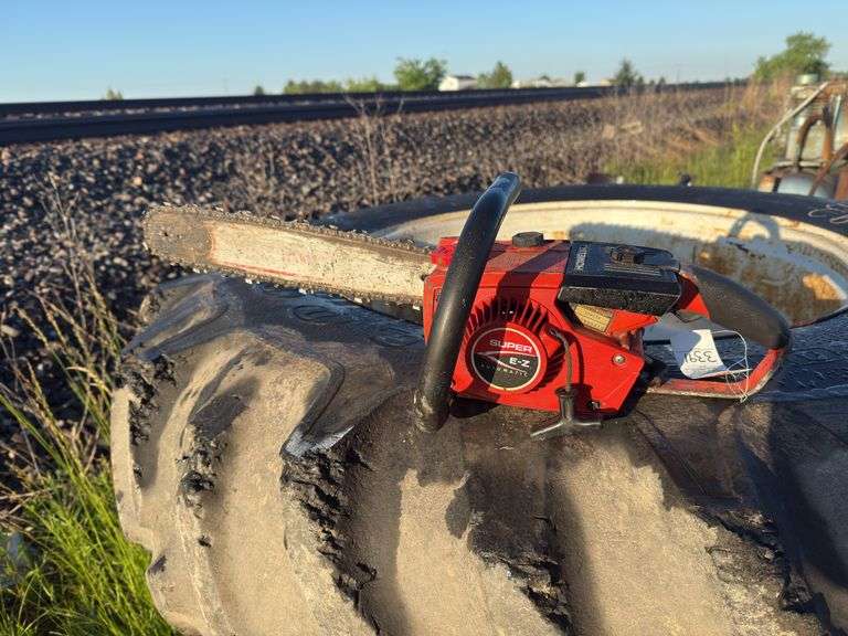 Homelite Chainsaw - Schmid Auction