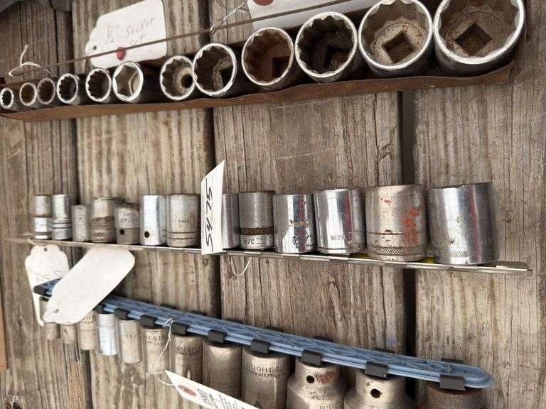 Set of USA 1/2" sockets- standard - Schmid Auction