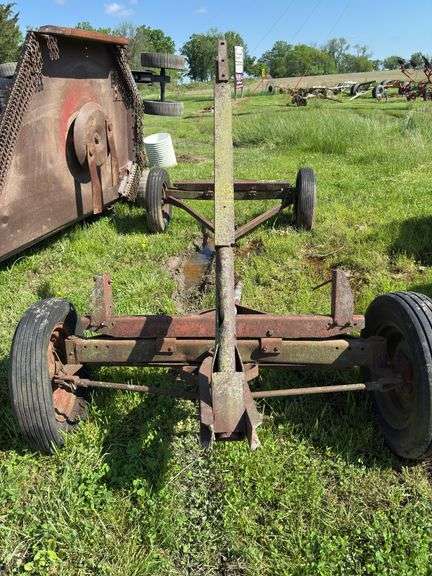 Oliver Running Gear - Schmid Auction