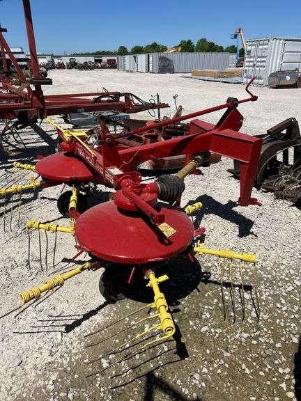 New Holland Model 254 hay tedder/rake combination, field ready, s/n ...