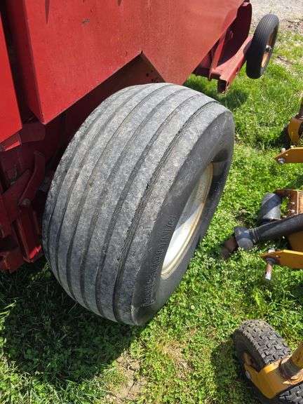 Case IH 8480 round baler w/monitor 540pto twine - Schmid Auction