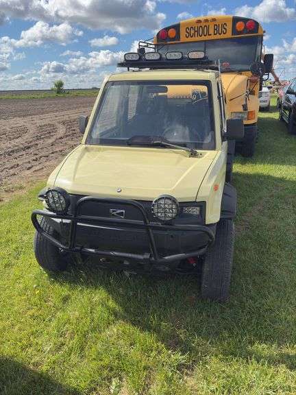 New pickman electric mini-truck/golf cart, 4 door, 4x4 XR, all weather ...