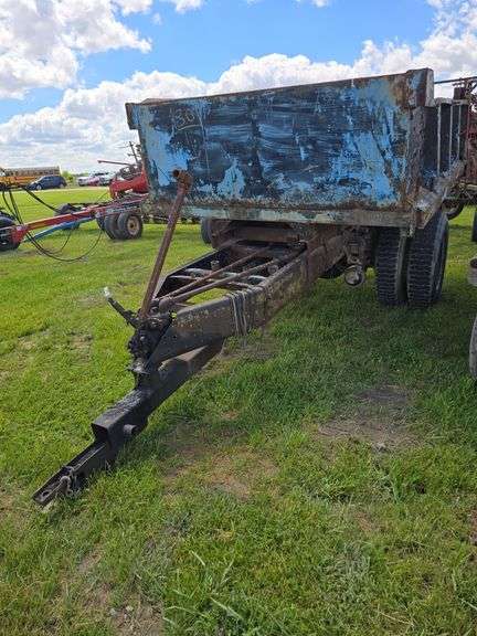Pull Type Dump Trailer, 540pto, All works - Schmid Auction