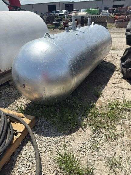 500 Gallon Propane Tank - Schmid Auction