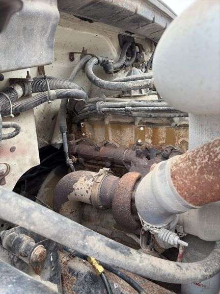 2000 Freightliner FL70 grain truck, 3126 Cat diesel, 6spd manual, 241,725 miles, air ride w/air ...