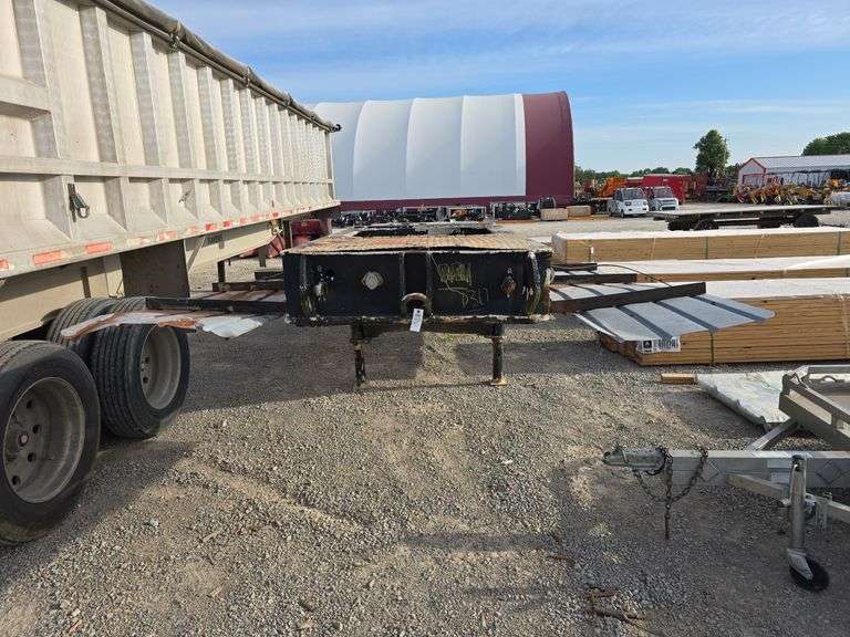 1964 semi trailer, 32ft, tandem axle, Vin# G341403, tires hold air ...