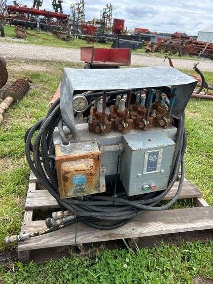 5hp Hyd. Power Unit 4 Valve Controls - Schmid Auction