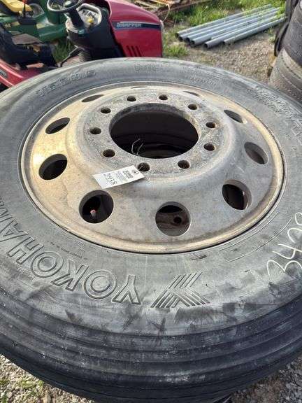 4 11R 24.5 rims and tires, aluminum rims - Schmid Auction