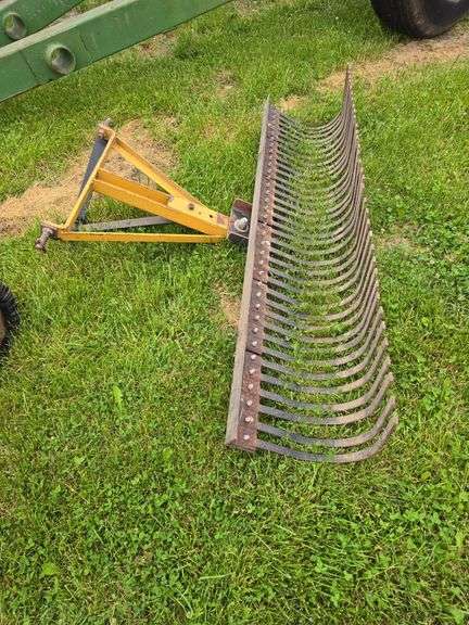3pt 5ft Yard Rake - Schmid Auction