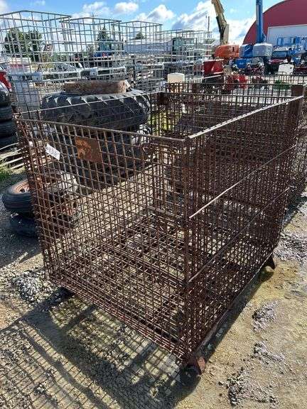 Wire Tote - Schmid Auction