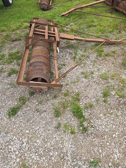 8ft pull type cultimulcher single roller - Schmid Auction
