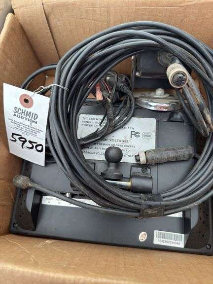 10" camera system with cigarette plug in - Schmid Auction